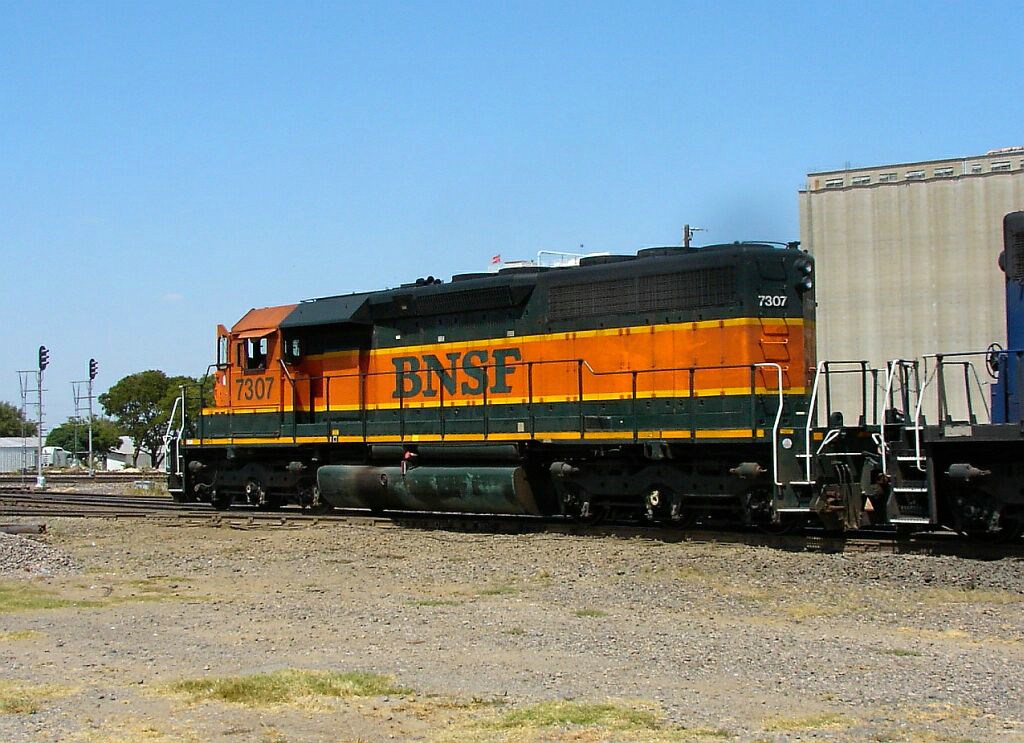 BNSF 7307
